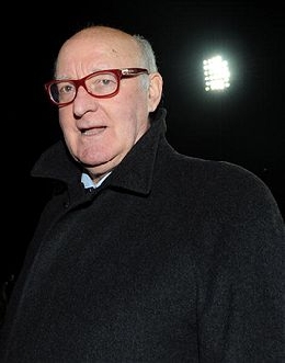 Mazzone presenta la sua biografia 'Una vita in campo' con dedica di ...