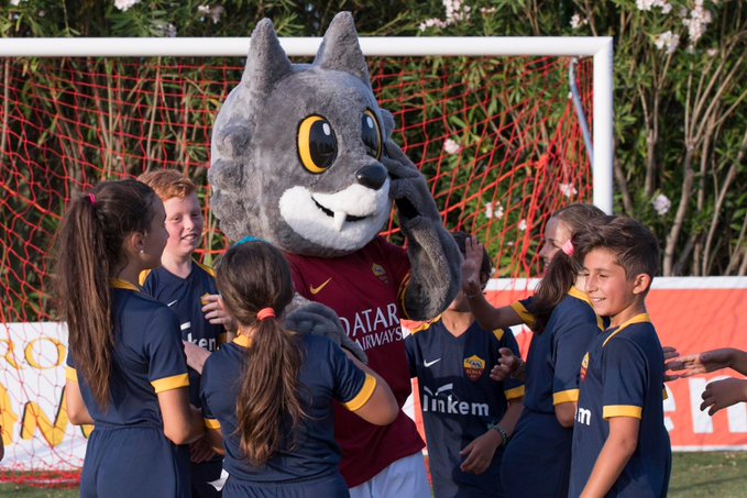 As Roma: la storica mascotte Romolo cambia look (FOTO) » LaRoma24.it ...