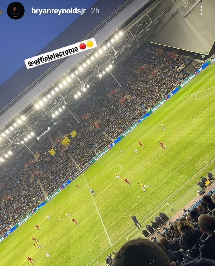 Instagram, Reynolds al GelreDome per seguire Vitesse-Roma (FOTO ...