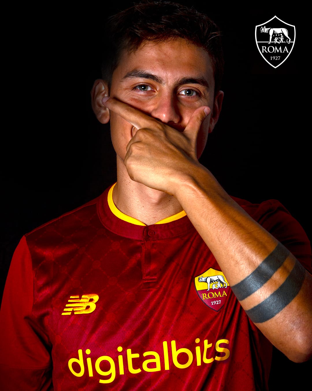 Ecco la "Dybala Mask". La Roma: "La foto che stavate aspettando ...