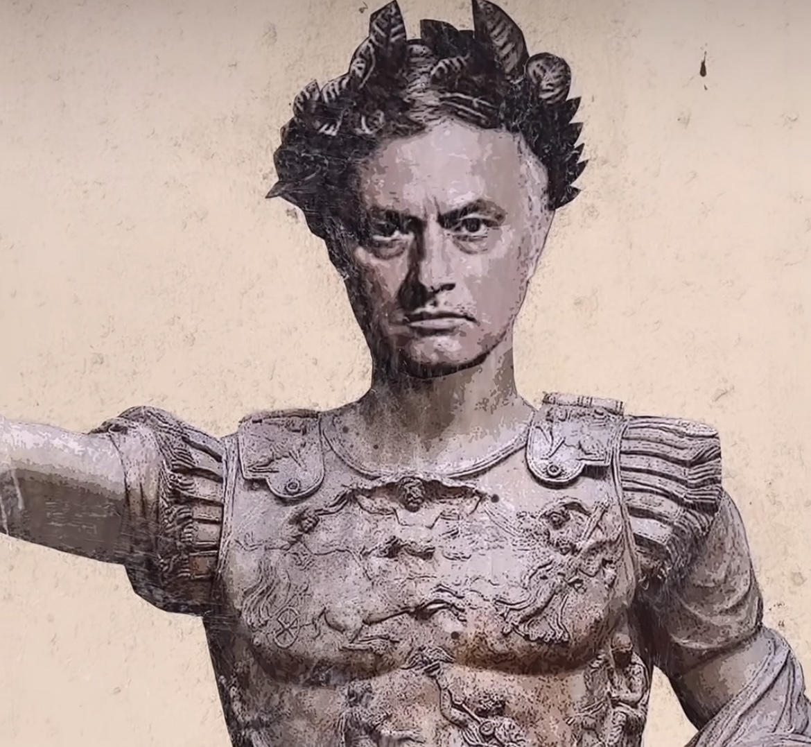 FOTO e VIDEO - Mourinho versione imperatore: il murale a Lisbona ...
