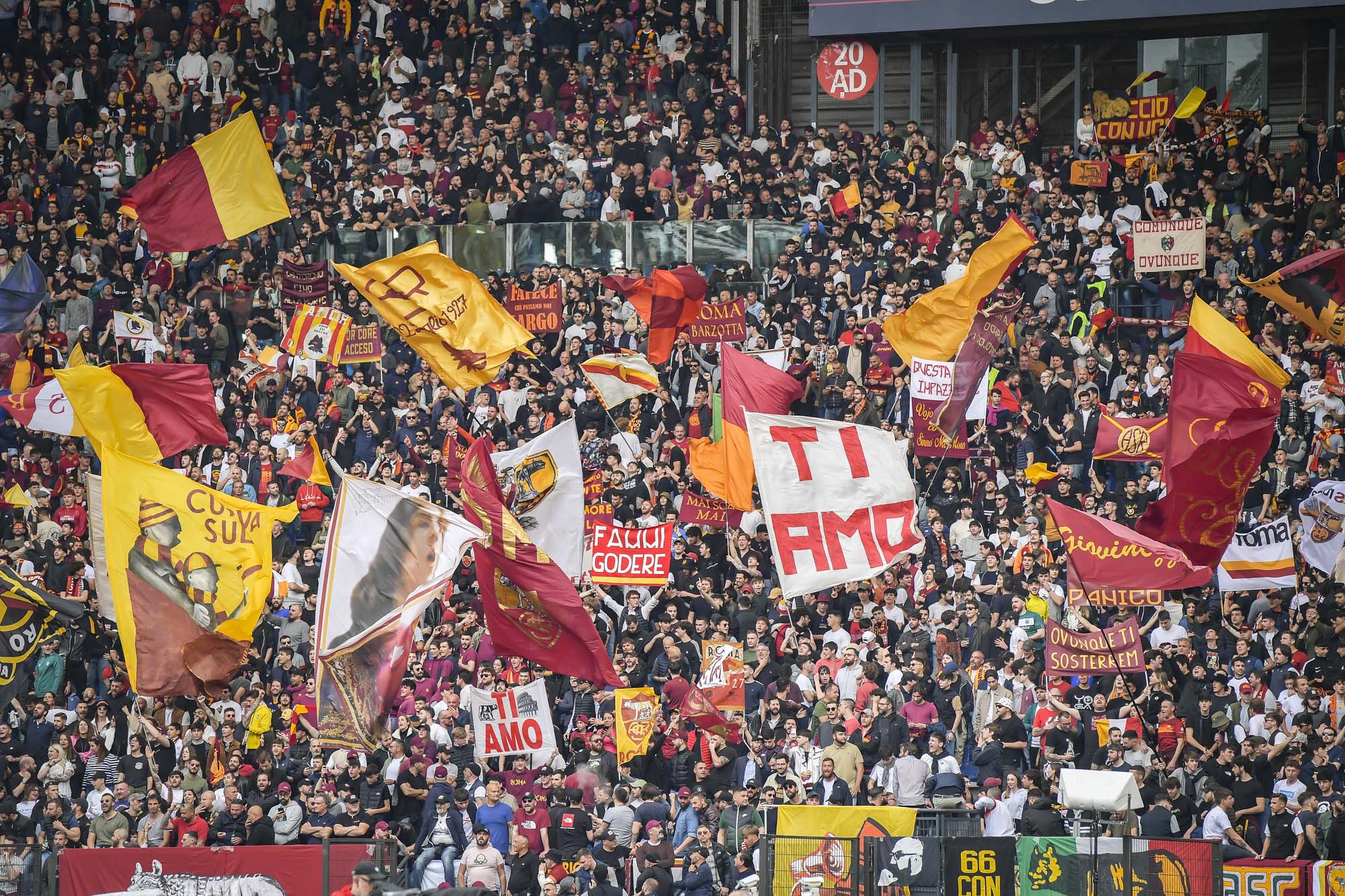 La Roma dice grazie: "Una notte per voi" » LaRoma24.it – Tutte le News ...